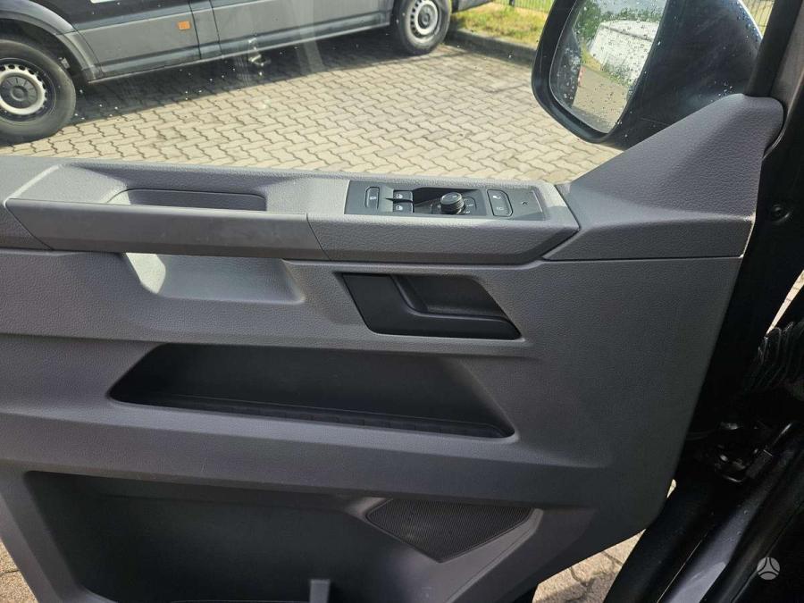 Grey Volkswagen Caravelle 2023 in Radviliskis, with an engine capacity of 1.97 L and mileage of 230 thousand km for 28700 €, photo 28 on AUTOMOTO.COM.LV