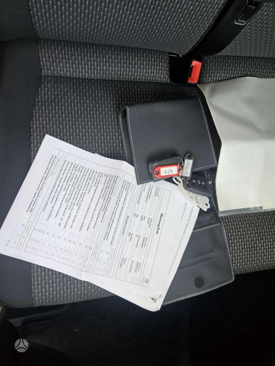 Grey Volkswagen Caravelle 2023 in Radviliskis, with an engine capacity of 1.97 L and mileage of 230 thousand km for 28700 €, photo 36 on AUTOMOTO.COM.LV