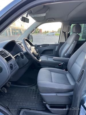 Grey Volkswagen Caravelle 2008 in Narva, with an engine capacity of 2.50 L and mileage of 460 thousand km for 3999 €, photo 20 on AUTOMOTO.COM.LV