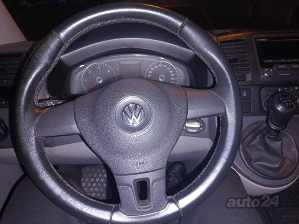 Grey Volkswagen Caravelle 2012 in Riga, with an engine capacity of 2.00 L and mileage of 330 thousand km for 8500 €, photo 11 on AUTOMOTO.COM.LV