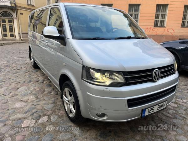 Pelēks Volkswagen Caravelle 2013 Tallina, ar dzinēja tilpumu 2.00 L un nobraukumu 364 tūkst. km par 14500 €, foto 1 vietnē AUTOMOTO.COM.LV