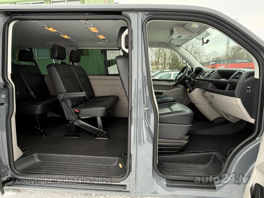 Grey Volkswagen Caravelle 2019 in Tartu, with an engine capacity of 2.00 L and mileage of 169 thousand km for 21999 €, photo 19 on AUTOMOTO.COM.LV