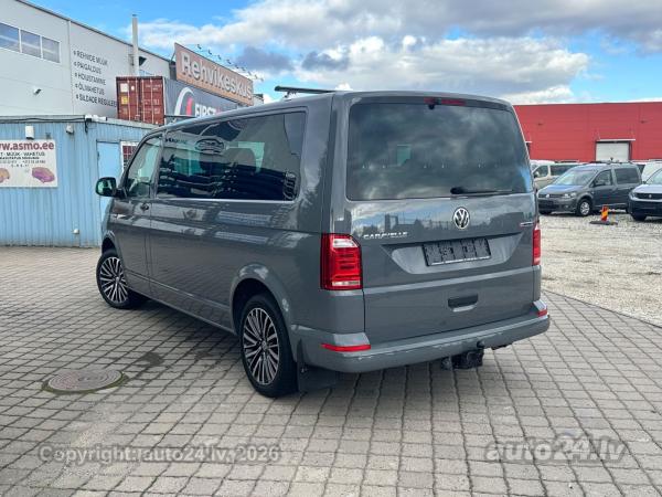 Pelēks Volkswagen Caravelle 2019 Tartu, ar dzinēja tilpumu 2.00 L un nobraukumu 197 tūkst. km par 28750 €, foto 3 vietnē AUTOMOTO.COM.LV