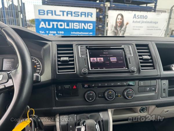 Pelēks Volkswagen Caravelle 2019 Tartu, ar dzinēja tilpumu 2.00 L un nobraukumu 197 tūkst. km par 28750 €, foto 6 vietnē AUTOMOTO.COM.LV