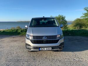 Pelēks Volkswagen Caravelle 2021 Tallina, ar dzinēja tilpumu 2.00 L un nobraukumu 179 tūkst. km par 36999 €, foto 4 vietnē AUTOMOTO.COM.LV