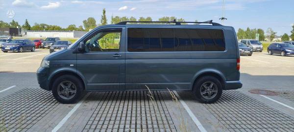Volkswagen Caravelle 2009 Viļņa, ar dzinēja tilpumu 2.50 L un nobraukumu 382 tūkst. km par 7199 €, foto 2 vietnē AUTOMOTO.COM.LV