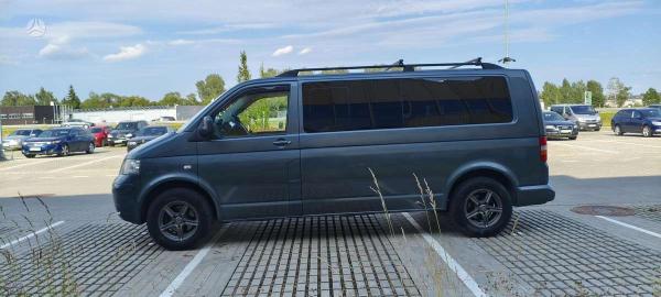 Volkswagen Caravelle 2009 Viļņa, ar dzinēja tilpumu 2.50 L un nobraukumu 382 tūkst. km par 7199 €, foto 9 vietnē AUTOMOTO.COM.LV