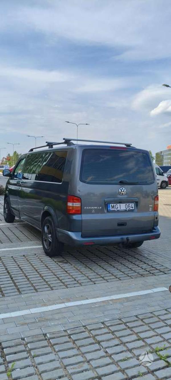 Volkswagen Caravelle 2009 Viļņa, ar dzinēja tilpumu 2.50 L un nobraukumu 382 tūkst. km par 7199 €, foto 10 vietnē AUTOMOTO.COM.LV