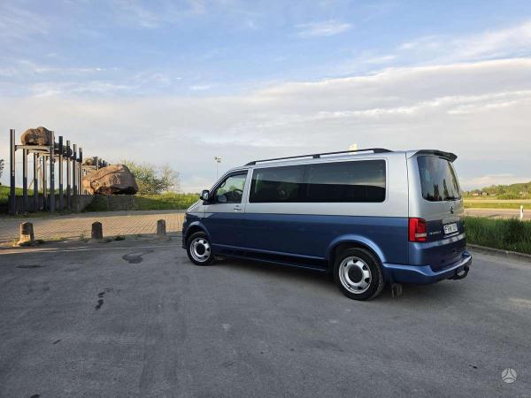 Volkswagen Caravelle 2011 in Siauliai, with an engine capacity of 2.00 L and mileage of 351 thousand km for 9500 €, photo 4 on AUTOMOTO.COM.LV