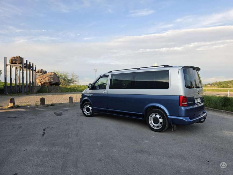 Volkswagen Caravelle 2011 Šauļi, ar dzinēja tilpumu 2.00 L un nobraukumu 351 tūkst. km par 9500 €, foto 4 vietnē AUTOMOTO.COM.LV