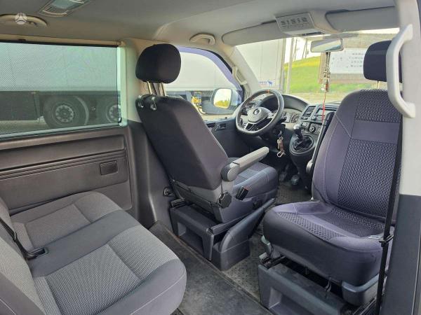 Volkswagen Caravelle 2011 in Siauliai, with an engine capacity of 2.00 L and mileage of 351 thousand km for 9500 €, photo 11 on AUTOMOTO.COM.LV