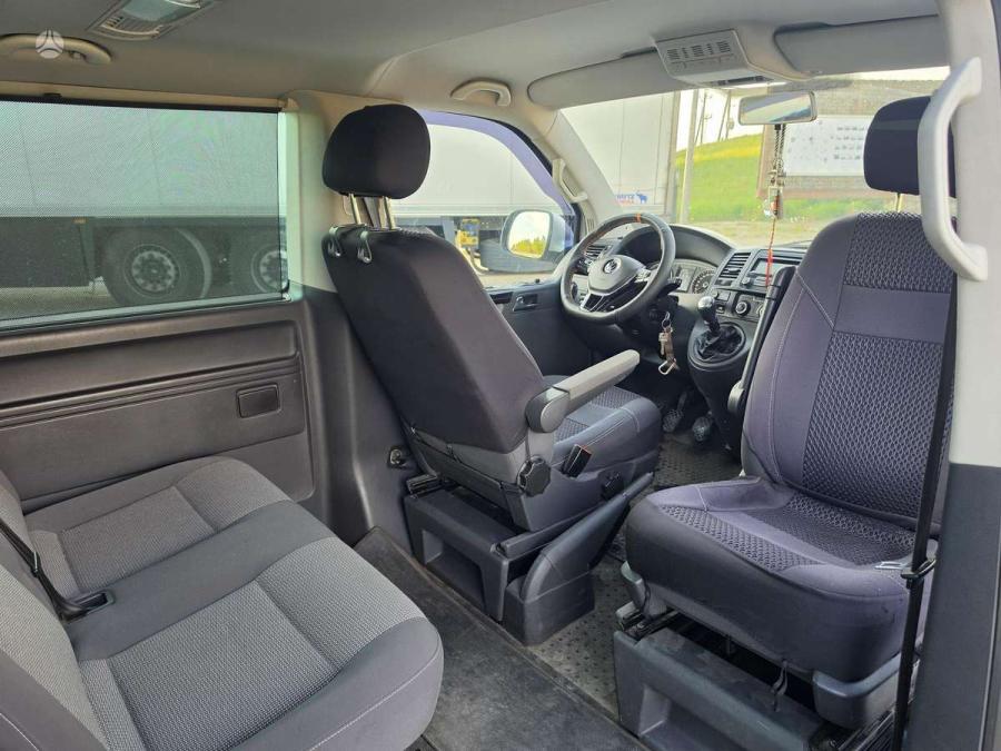 Volkswagen Caravelle 2011 Šauļi, ar dzinēja tilpumu 2.00 L un nobraukumu 351 tūkst. km par 9500 €, foto 11 vietnē AUTOMOTO.COM.LV