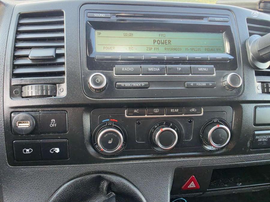 Volkswagen Caravelle 2011 Šauļi, ar dzinēja tilpumu 2.00 L un nobraukumu 351 tūkst. km par 9500 €, foto 12 vietnē AUTOMOTO.COM.LV