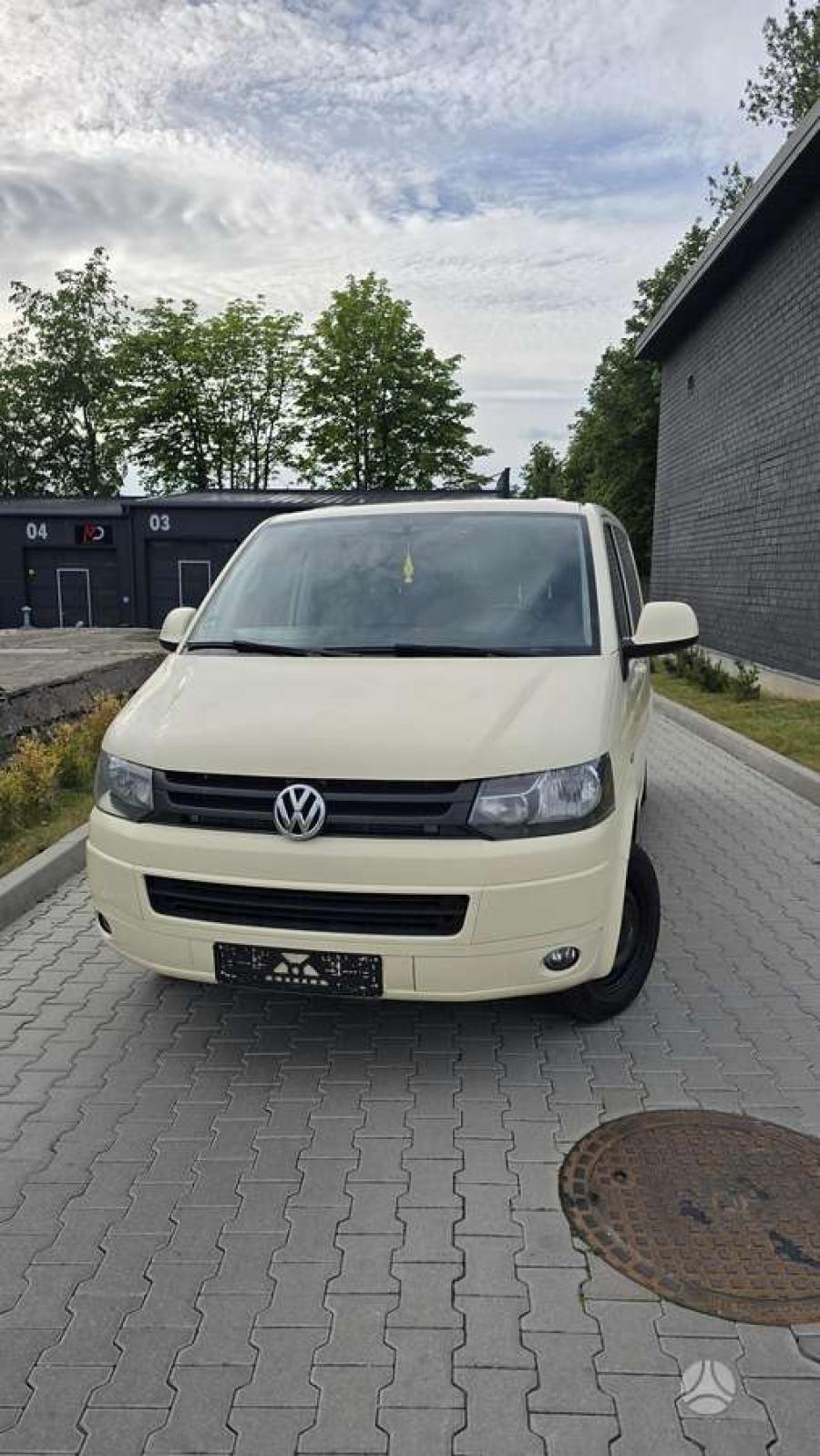 Volkswagen Caravelle 2015 Šauļi, ar dzinēja tilpumu 1.99 L un nobraukumu 189 tūkst. km par 11950 €, foto 3 vietnē AUTOMOTO.COM.LV