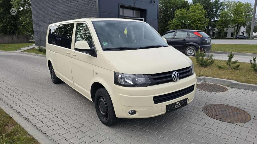 Volkswagen Caravelle 2015 Šauļi, ar dzinēja tilpumu 1.99 L un nobraukumu 189 tūkst. km par 11950 €, foto 13 vietnē AUTOMOTO.COM.LV