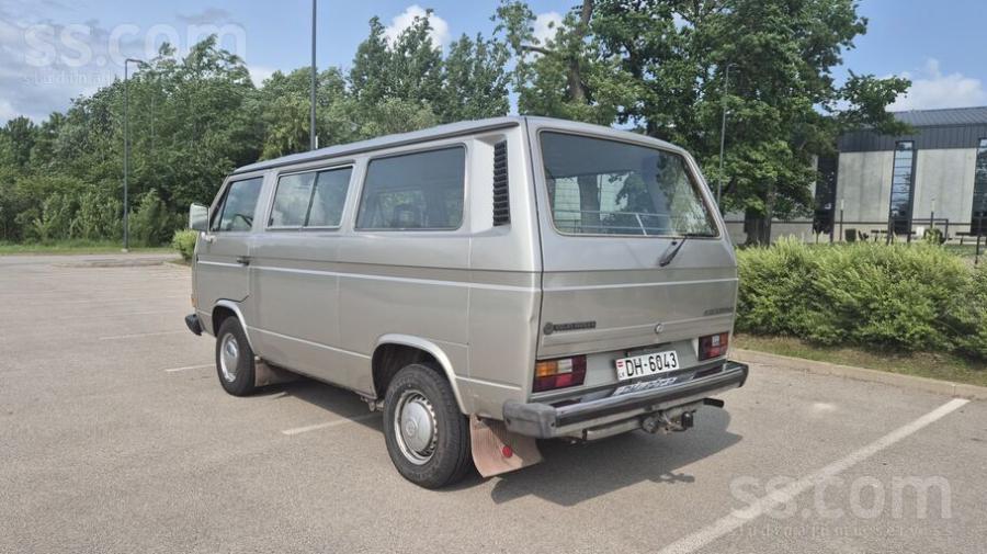 Volkswagen Caravelle 1986 Rīga, ar dzinēja tilpumu 2.10 L un nobraukumu 233 tūkst. km par 7000 €, foto 6 vietnē AUTOMOTO.COM.LV