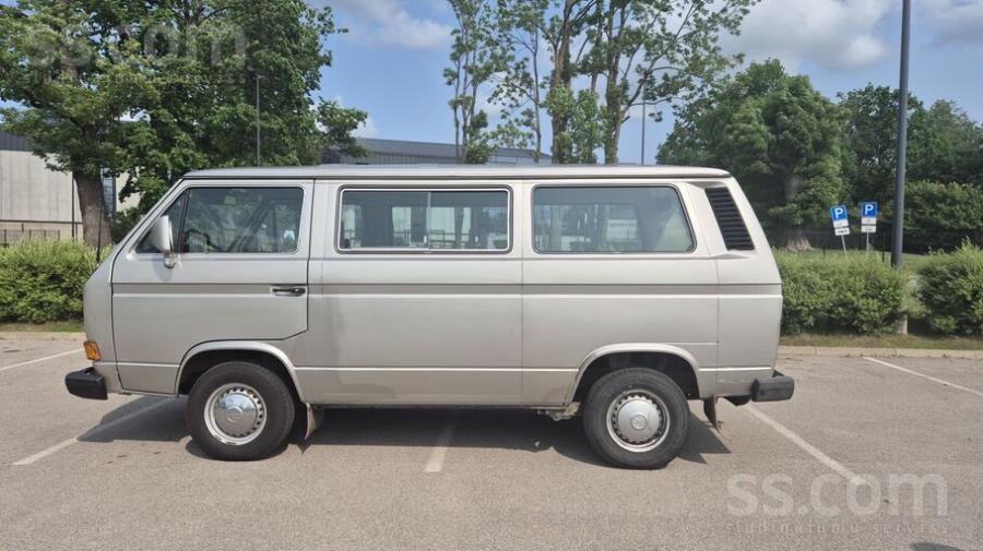 Volkswagen Caravelle 1986 Rīga, ar dzinēja tilpumu 2.10 L un nobraukumu 233 tūkst. km par 7000 €, foto 7 vietnē AUTOMOTO.COM.LV
