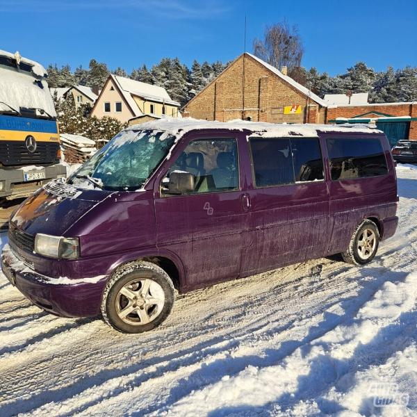 Volkswagen Caravelle 1993 Alīta, ar dzinēja tilpumu 2.50 L un nobraukumu 430 tūkst. km par 1999 €, foto 1 vietnē AUTOMOTO.COM.LV