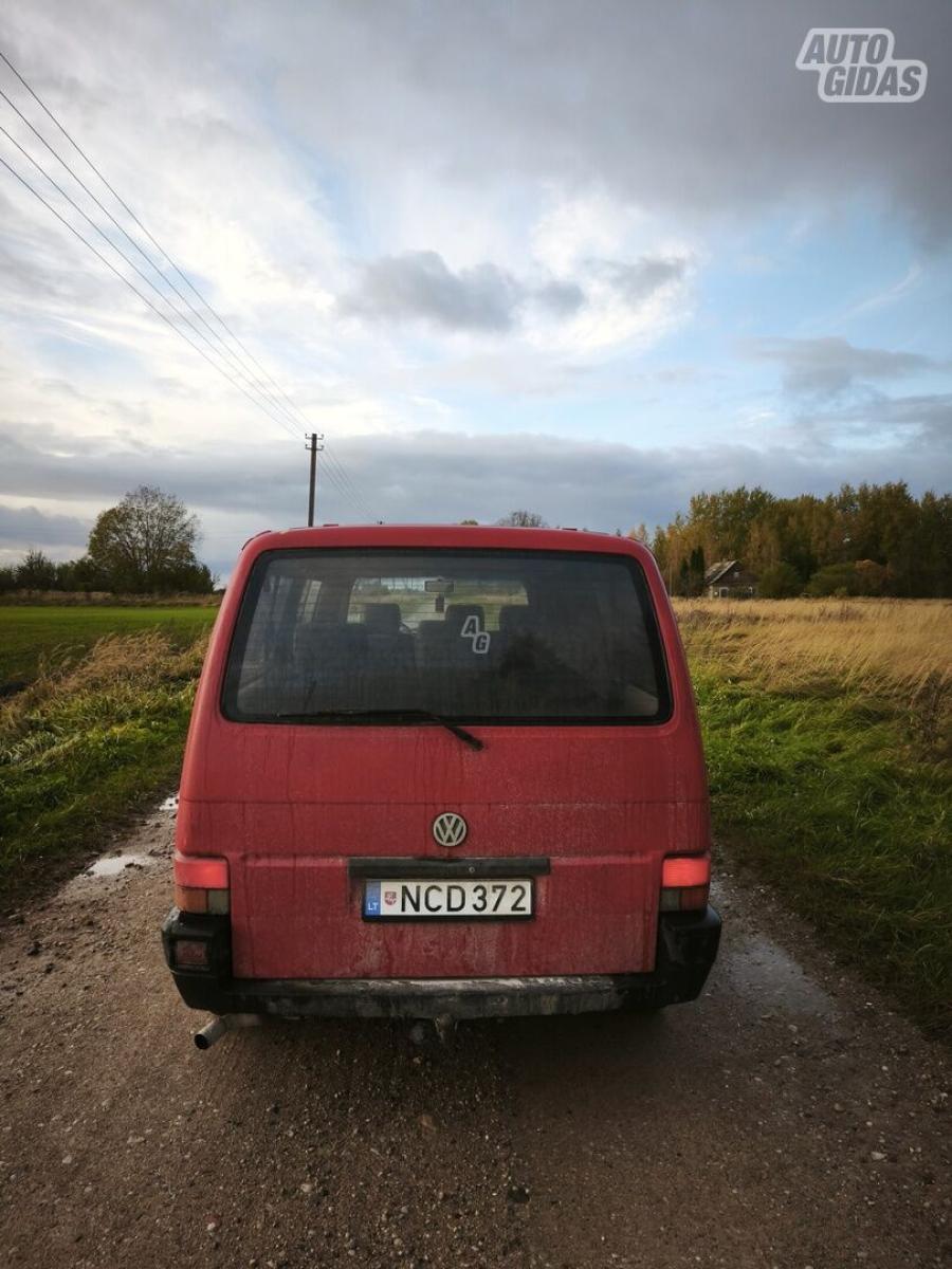 Фольксваген Каравелла 1993 в Аникщяй, объемом двигателя 2.40 л и пробегом 5000 тыс. км за 800 €, фото 6 на AUTOMOTO.COM.LV