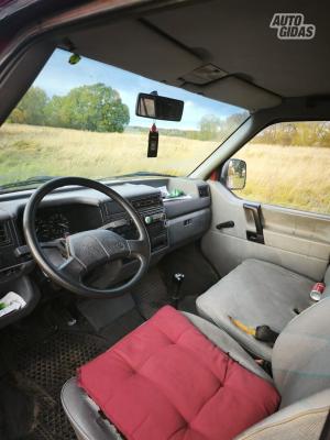 Фольксваген Каравелла 1993 в Аникщяй, объемом двигателя 2.40 л и пробегом 5000 тыс. км за 800 €, фото 13 на AUTOMOTO.COM.LV