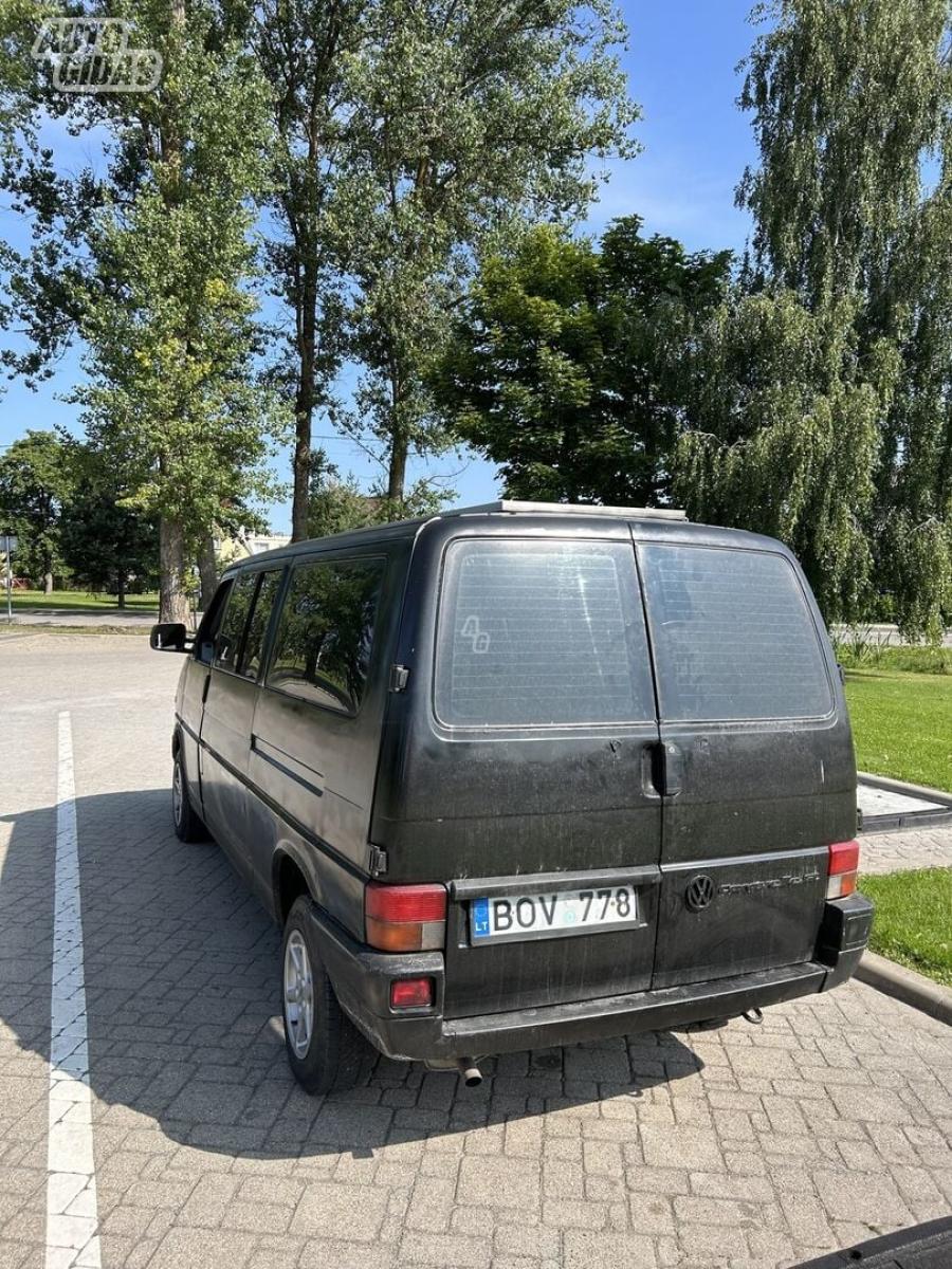 Volkswagen Caravelle 1993 in Kelme, with an engine capacity of 2.40 L and mileage of 282 thousand km for 2999 €, photo 7 on AUTOMOTO.COM.LV