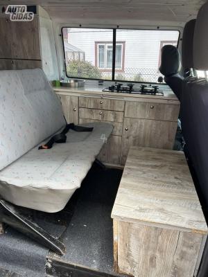 Volkswagen Caravelle 1993 in Kelme, with an engine capacity of 2.40 L and mileage of 282 thousand km for 2999 €, photo 11 on AUTOMOTO.COM.LV