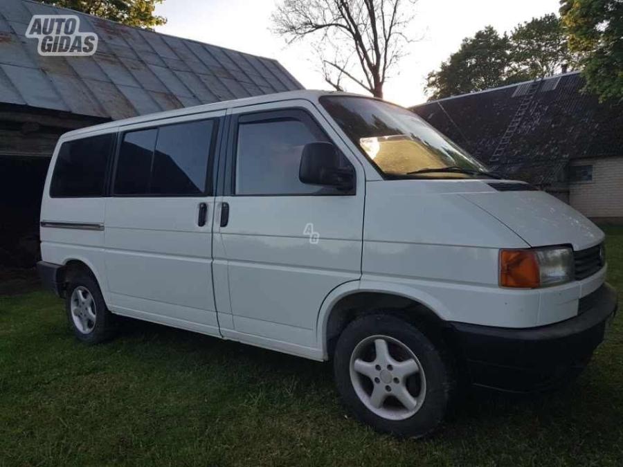 Volkswagen Caravelle 1994 Panevēža, ar dzinēja tilpumu 2.50 L un nobraukumu 328 tūkst. km par 1600 €, foto 1 vietnē AUTOMOTO.COM.LV