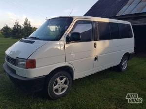 Volkswagen Caravelle 1994 Panevēža, ar dzinēja tilpumu 2.50 L un nobraukumu 328 tūkst. km par 1600 €, foto 3 vietnē AUTOMOTO.COM.LV