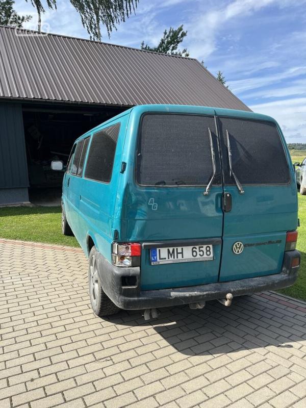 Volkswagen Caravelle 1994 in Lazdijai, with an engine capacity of 2.30 L and mileage of 0 thousand km for 1500 €, photo 4 on AUTOMOTO.COM.LV
