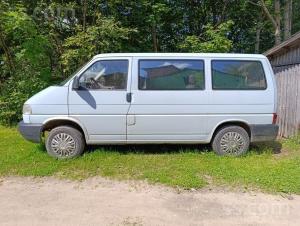 Volkswagen Caravelle 1996 in Cesis, with an engine capacity of 2.00 L and mileage of 260 thousand km for 1550 €, photo 2 on AUTOMOTO.COM.LV
