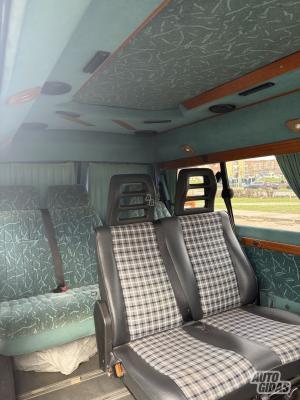 Volkswagen Caravelle 1998 Klaipėda, ar dzinēja tilpumu 2.50 L un nobraukumu 807 tūkst. km par 2300 €, foto 6 vietnē AUTOMOTO.COM.LV