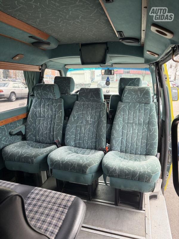 Volkswagen Caravelle 1998 Klaipėda, ar dzinēja tilpumu 2.50 L un nobraukumu 807 tūkst. km par 2000 €, foto 8 vietnē AUTOMOTO.COM.LV