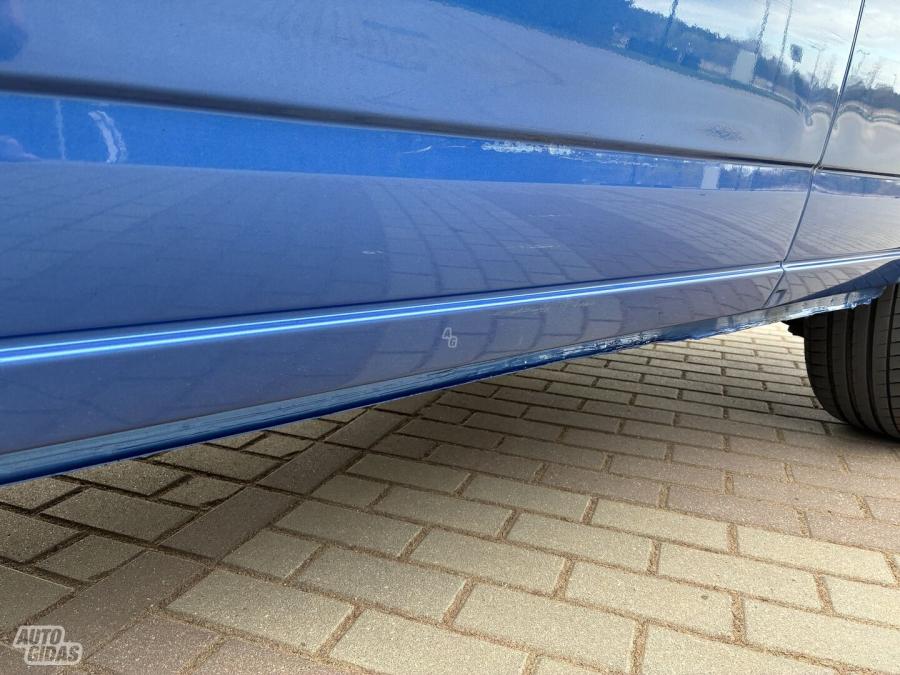 Volkswagen Caravelle 2000 Klaipėda, ar dzinēja tilpumu 2.50 L un nobraukumu 290 tūkst. km par 9500 €, foto 12 vietnē AUTOMOTO.COM.LV