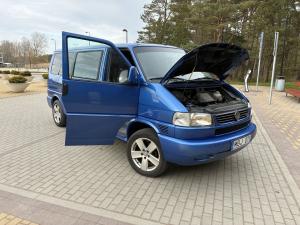 Volkswagen Caravelle 2000 Klaipėda, ar dzinēja tilpumu 2.50 L un nobraukumu 290 tūkst. km par 9500 €, foto 19 vietnē AUTOMOTO.COM.LV