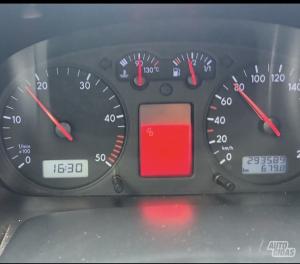 Volkswagen Caravelle 2000 Klaipėda, ar dzinēja tilpumu 2.50 L un nobraukumu 290 tūkst. km par 9500 €, foto 20 vietnē AUTOMOTO.COM.LV