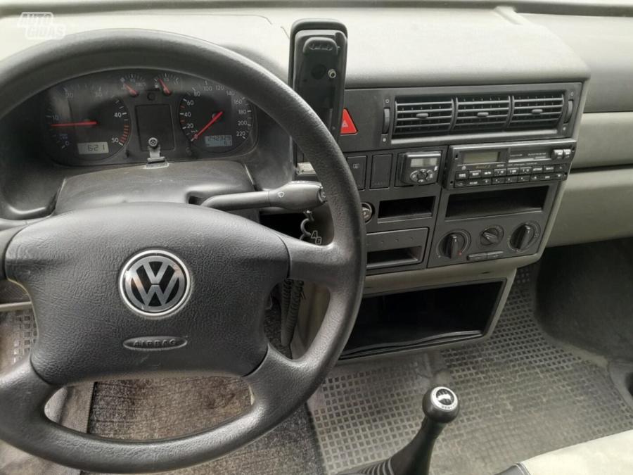 Volkswagen Caravelle 2001 in Druskininkai, with an engine capacity of 2.50 L and mileage of 242 thousand km for 5900 €, photo 11 on AUTOMOTO.COM.LV