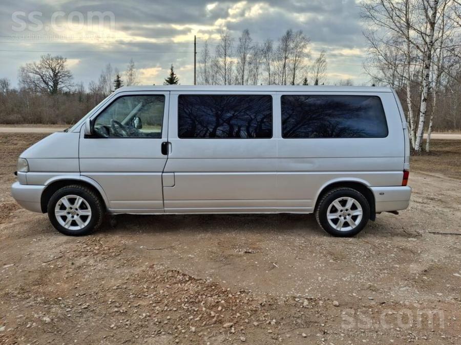 Volkswagen Caravelle 2002 Tukums, ar dzinēja tilpumu 2.50 L un nobraukumu 459 tūkst. km par 5900 €, foto 4 vietnē AUTOMOTO.COM.LV