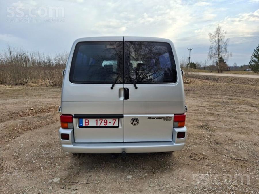 Volkswagen Caravelle 2002 Tukums, ar dzinēja tilpumu 2.50 L un nobraukumu 459 tūkst. km par 5900 €, foto 8 vietnē AUTOMOTO.COM.LV