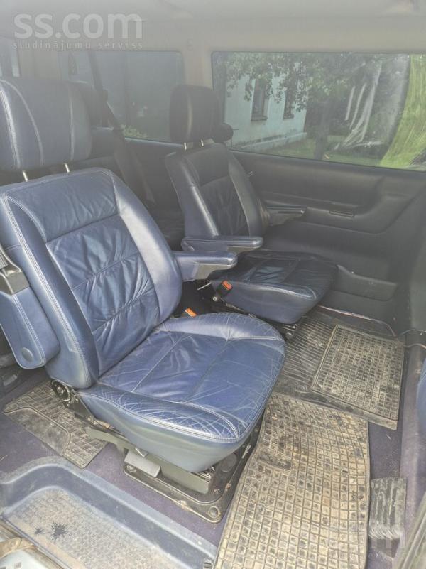 Volkswagen Caravelle 2002 in Jekabpils, with an engine capacity of 2.50 L and mileage of 436 thousand km for 6000 €, photo 5 on AUTOMOTO.COM.LV