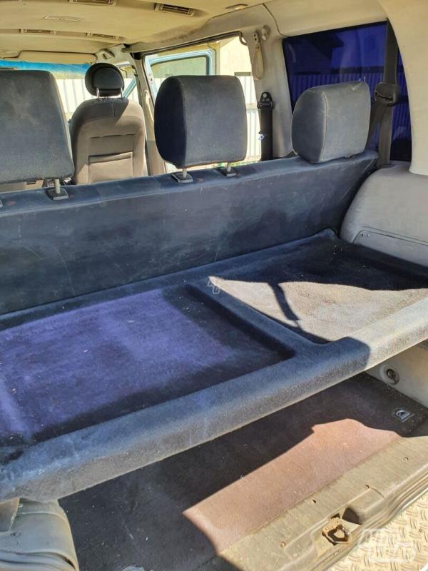 Volkswagen Caravelle 2003 Kauņa, ar dzinēja tilpumu 2.50 L un nobraukumu 460 tūkst. km par 3800 €, foto 9 vietnē AUTOMOTO.COM.LV