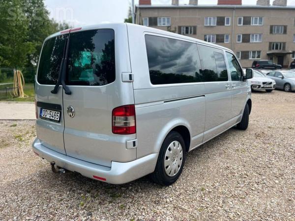 Volkswagen Caravelle 2006 Kuldīga, ar dzinēja tilpumu 2.50 L un nobraukumu 343 tūkst. km par 6490 €, foto 4 vietnē AUTOMOTO.COM.LV