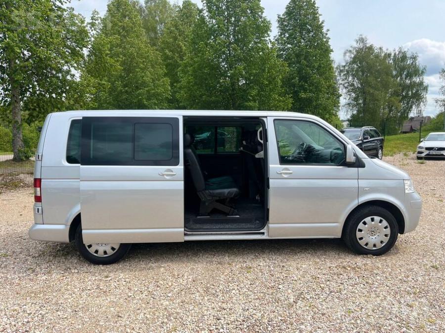 Volkswagen Caravelle 2006 in Kuldiga, with an engine capacity of 2.50 L and mileage of 343 thousand km for 6490 €, photo 20 on AUTOMOTO.COM.LV