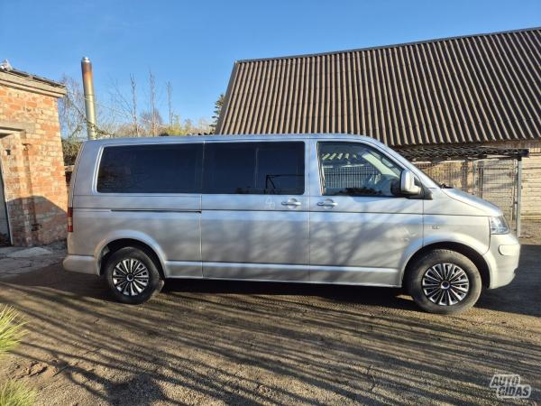 Volkswagen Caravelle 2006 Joniškis, ar dzinēja tilpumu 2.50 L un nobraukumu 273 tūkst. km par 4500 €, foto 1 vietnē AUTOMOTO.COM.LV