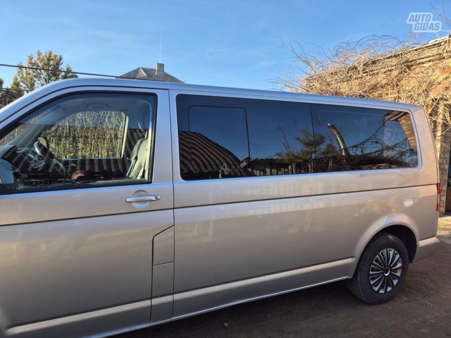 Volkswagen Caravelle 2006 Joniškis, ar dzinēja tilpumu 2.50 L un nobraukumu 273 tūkst. km par 4500 €, foto 5 vietnē AUTOMOTO.COM.LV