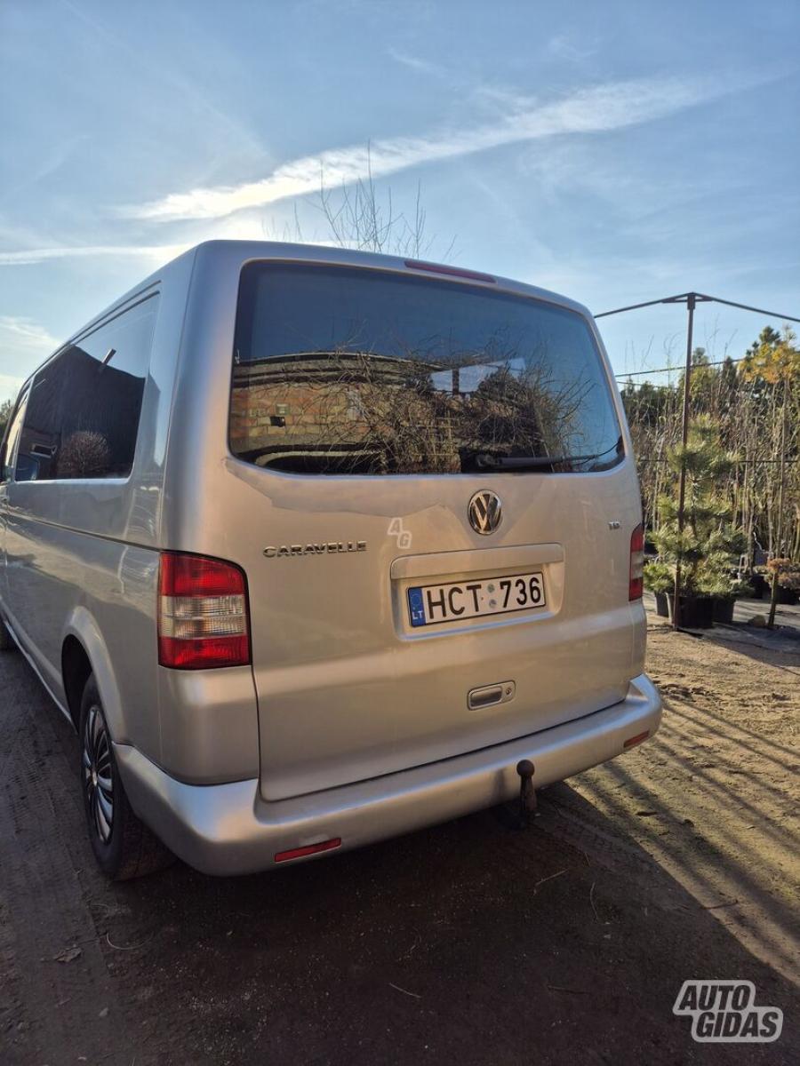 Volkswagen Caravelle 2006 Joniškis, ar dzinēja tilpumu 2.50 L un nobraukumu 273 tūkst. km par 4500 €, foto 6 vietnē AUTOMOTO.COM.LV