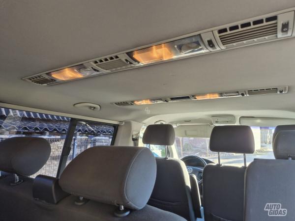 Volkswagen Caravelle 2006 Joniškis, ar dzinēja tilpumu 2.50 L un nobraukumu 273 tūkst. km par 4500 €, foto 9 vietnē AUTOMOTO.COM.LV