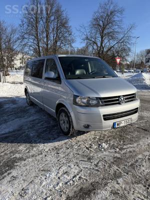 Volkswagen Caravelle 2006 in Riga, with an engine capacity of 2.50 L and mileage of 366 thousand km for 9000 €, photo  on AUTOMOTO.COM.LV