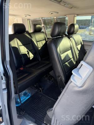 Volkswagen Caravelle 2006 in Riga, with an engine capacity of 2.50 L and mileage of 366 thousand km for 9000 €, photo 6 on AUTOMOTO.COM.LV
