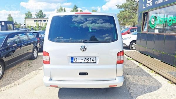 Volkswagen Caravelle 2006 Rīga, ar dzinēja tilpumu 2.50 L un nobraukumu 516 tūkst. km par 5900 €, foto 6 vietnē AUTOMOTO.COM.LV