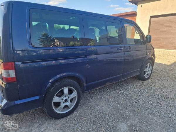 Volkswagen Caravelle 2007 in Kelme, with an engine capacity of 2.50 L and mileage of 315 thousand km for 4800 €, photo 3 on AUTOMOTO.COM.LV